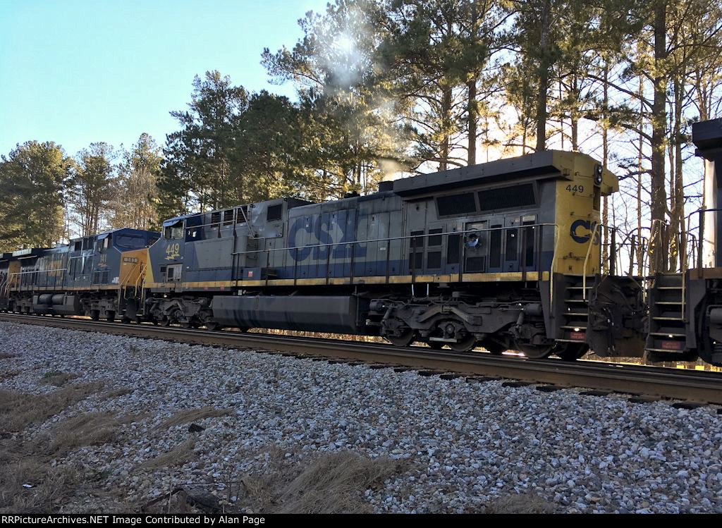 CSX 449 runs second